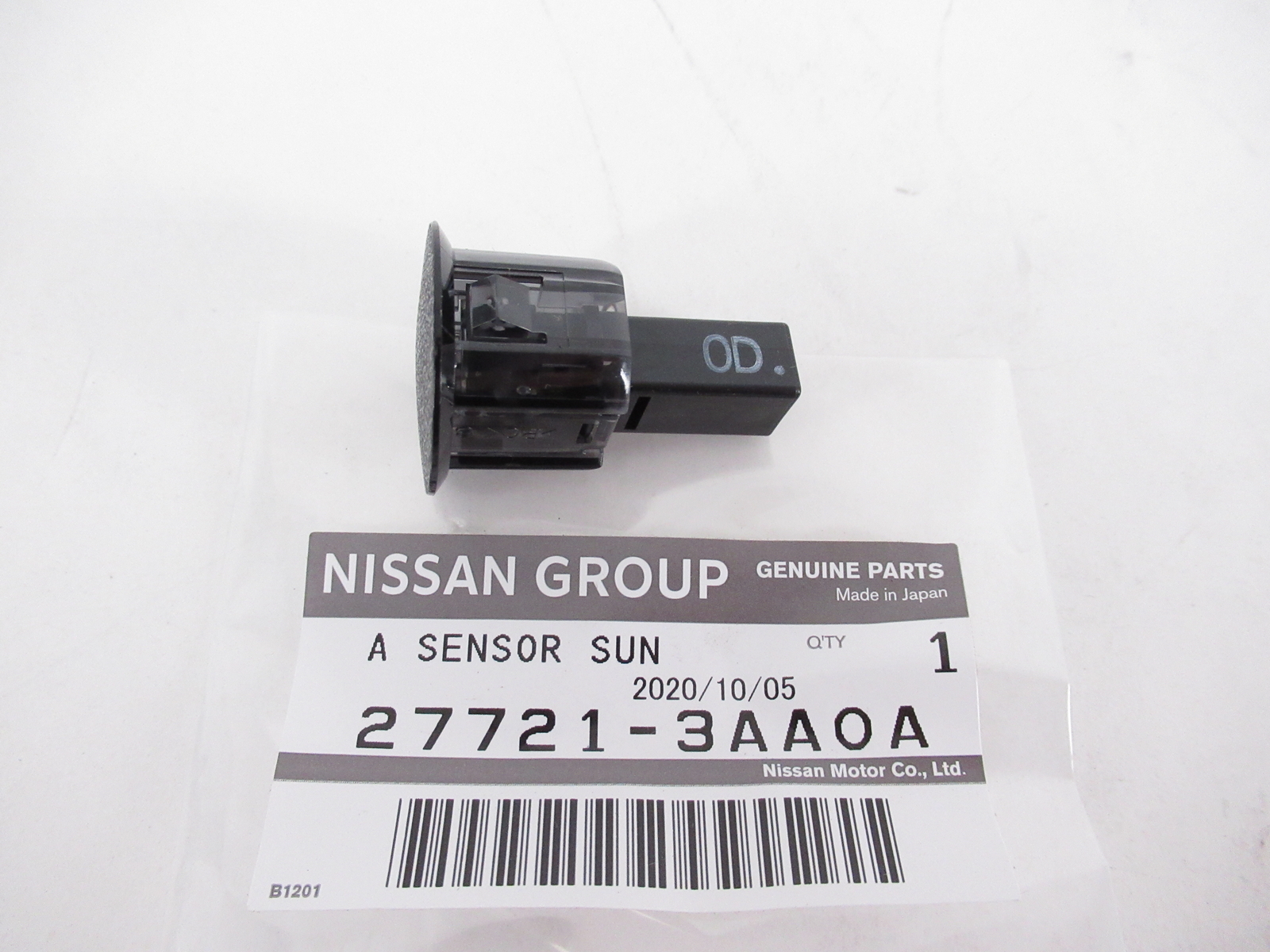 Genuine OEM Nissan 27721-3AA0A Sun Load Light Sensor | eBay