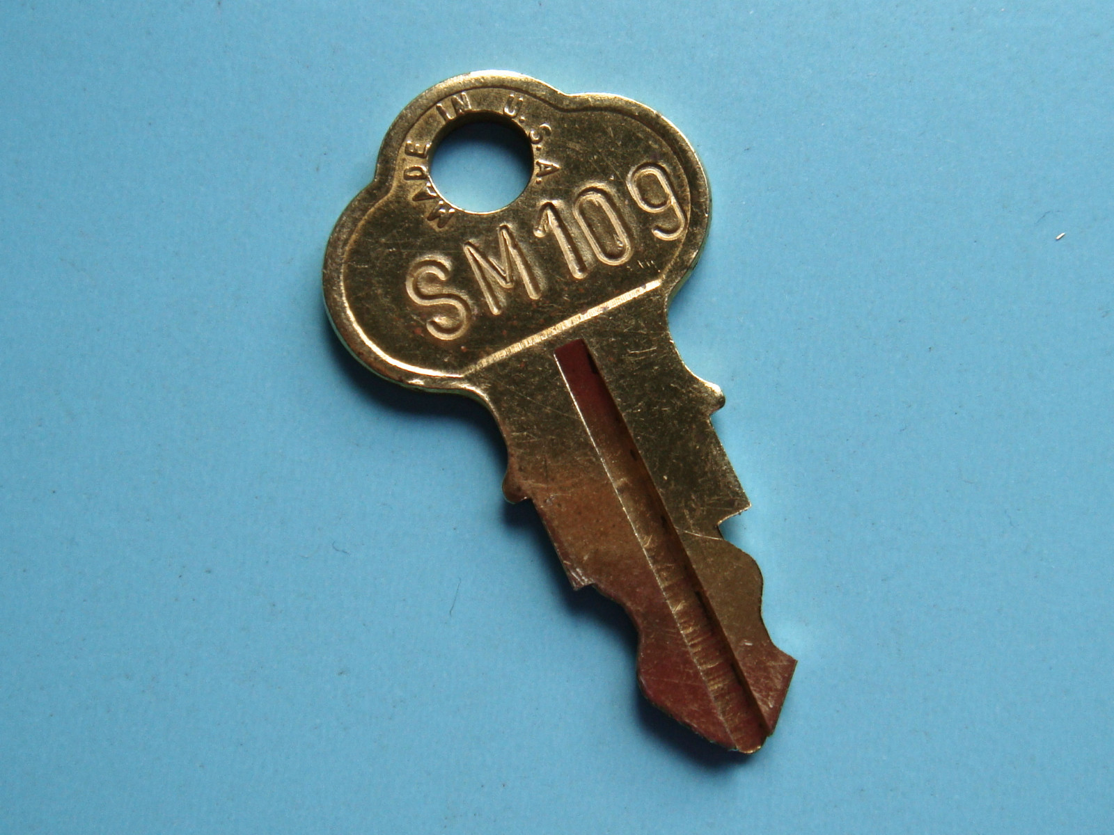 SEAGA MILLENNIA Gumball Machine Key # SM109 / H2003- Coin Operated ...