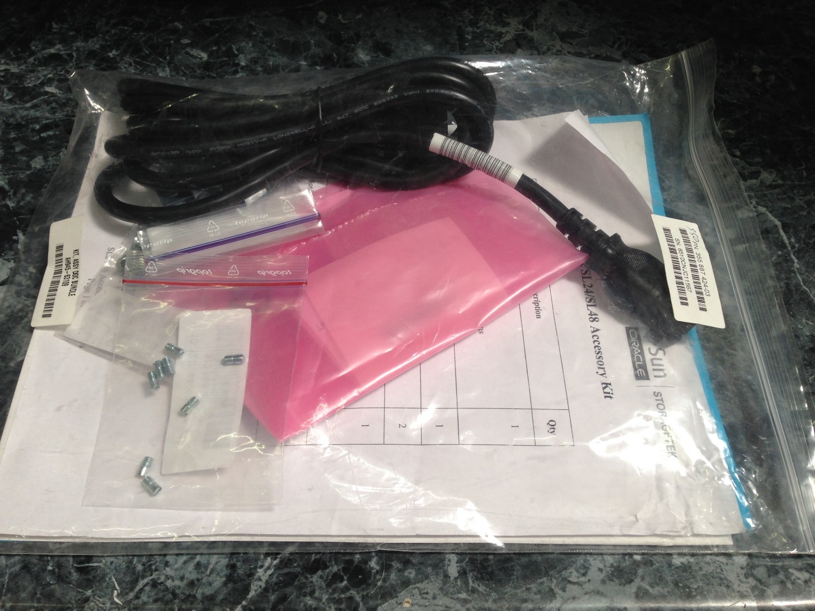 StorageTek SL24/SL48 Accessory Kit 355887424-03 ASSY DOC Bundle AH945 ...