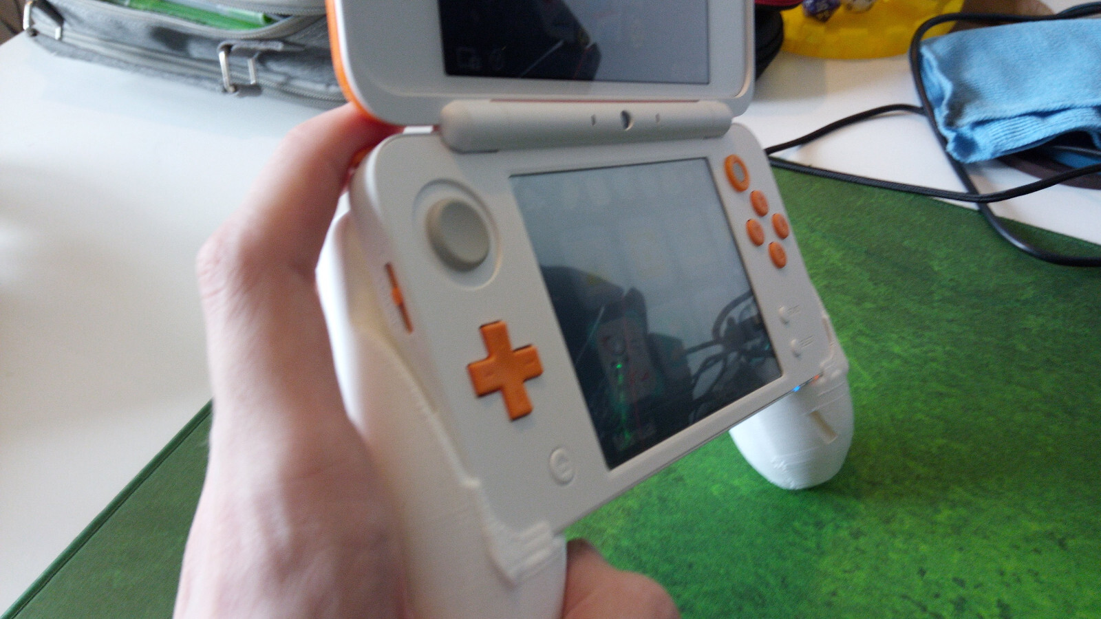 Nintendo New 2DS XL Comfort Grip Ergonomic Handheld Custom Console ...