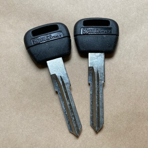 2x SILCA UNCUT BLANK NE77RDP HONDA ROVER PLASTIC TOP CAR KEY NOS NEW ...
