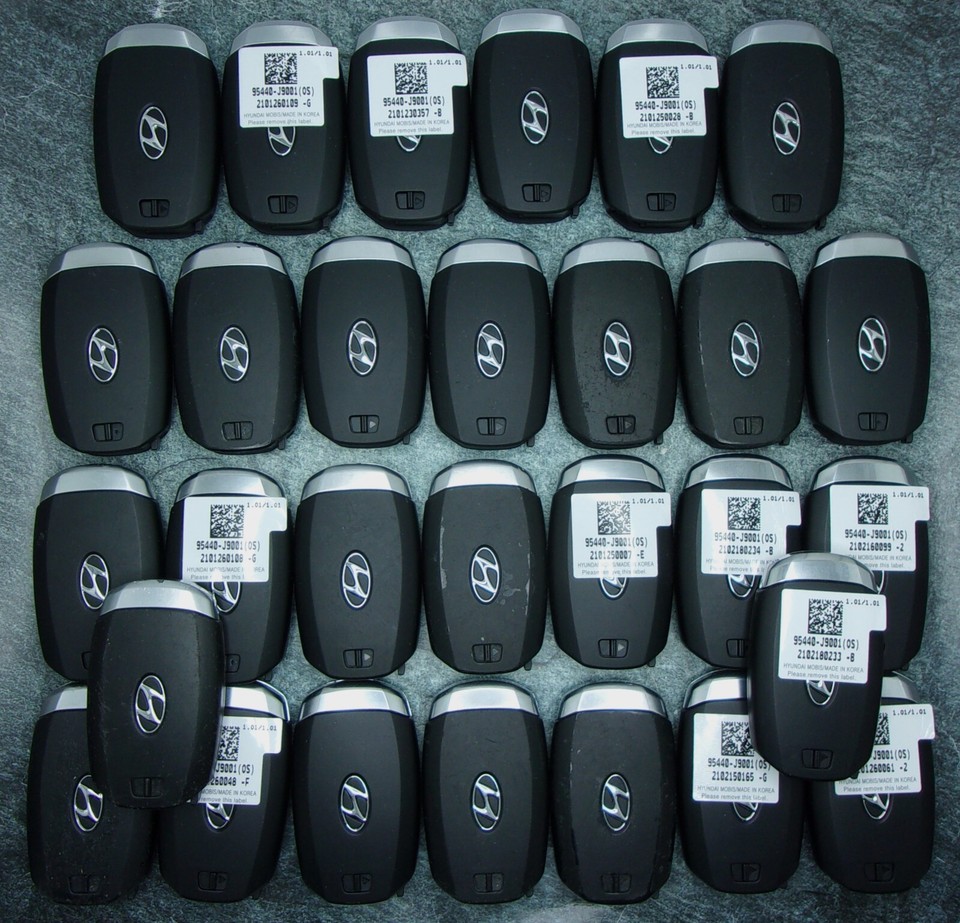 OEM Lot x29 Hyundai Kona 20-21 Keyless Entry Smart Key Remotes Used TQ8 ...