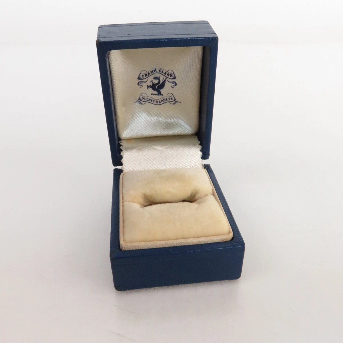 Engagement Ring Box Presentation