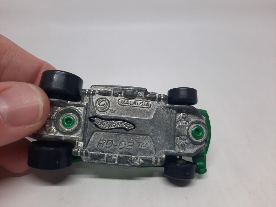 Hot Wheels AcceleRacers Racing Drones GREEN RD-02 Die Cast Car 1:64 | eBay
