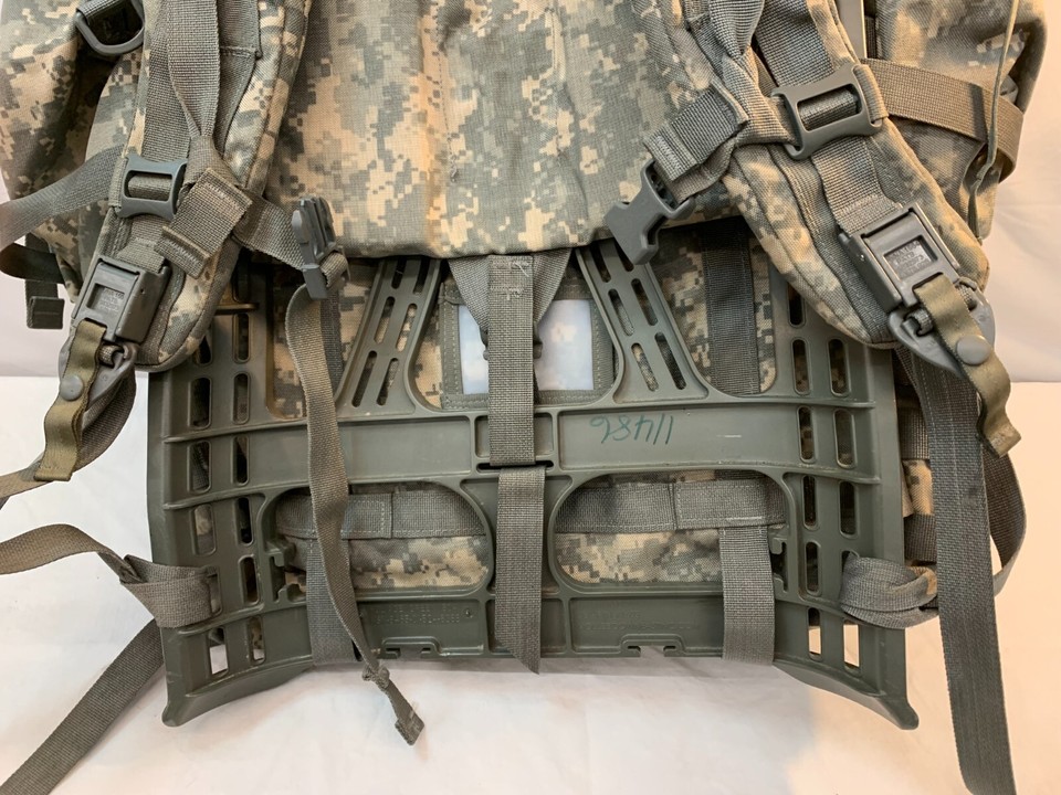 US Military Issue Army ACU Camouflage MOLLE II Large Ruck Sack Backpack ...