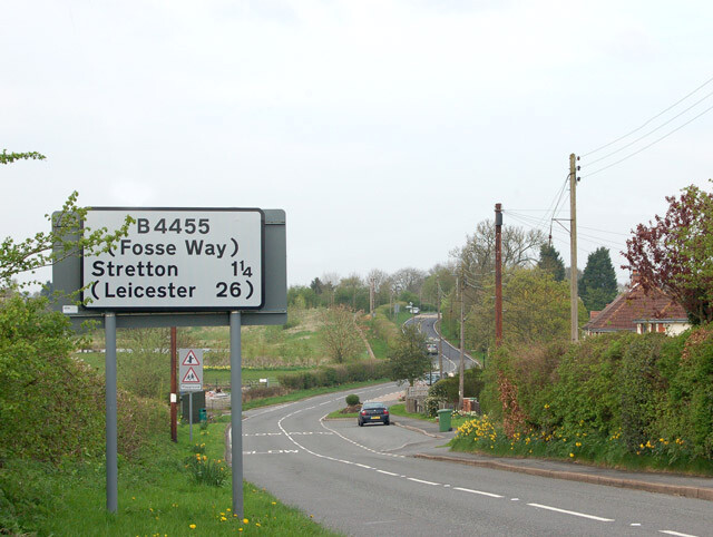 Photo 6x4 Fosse north of Princethorpe Looking north along the Fosse Way ...