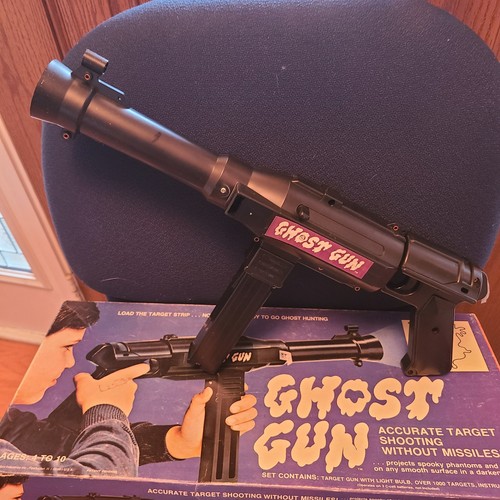 Vintage 1974 Hasbro Ghost Gun Shooter TOY - Light WORKS! w/BOX - *READ ...