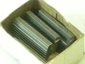 Used Landis Thread Chasers 3/4 x 1-5/8 (Sharpened to ~1.3") 12P UN | eBay