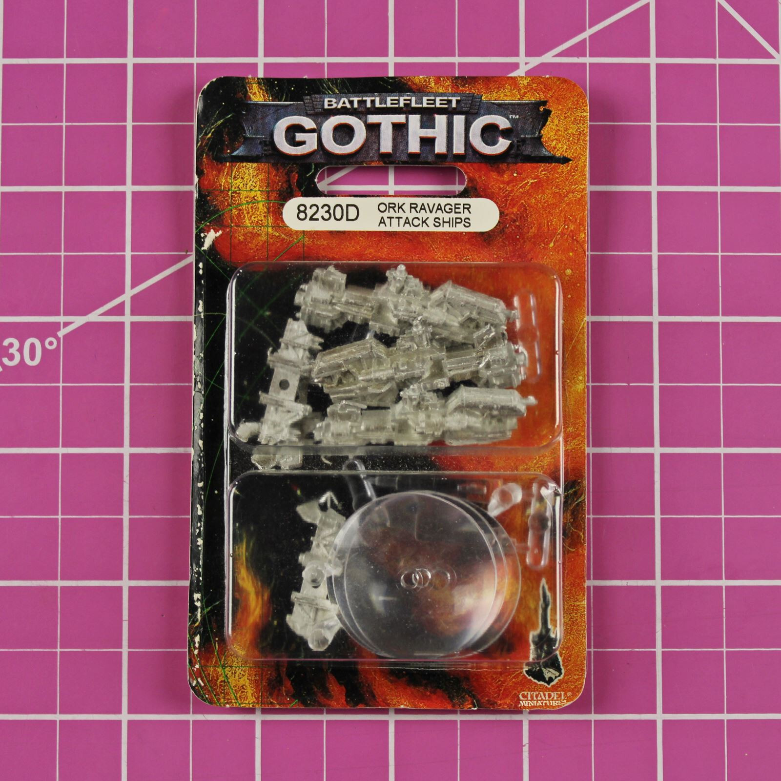 Battlefleet Gothic Ork Ravager Attack Ships NIB Metal - OOP - Games ...