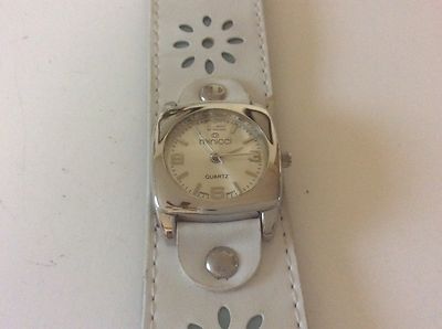Minicci Ladies Large Leather Band Watch New Battery | eBay
