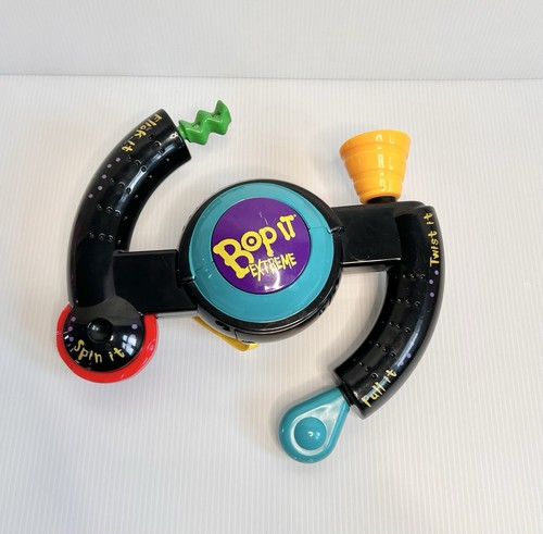 Bop It Extreme 1998 Hasbro Electronic Handheld Game Tested Works VTG ...