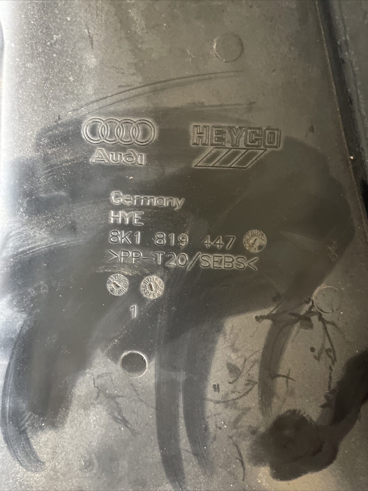 2009-2017 Audi A5 Front Cowl Molding Windshield Cover 8K1-819-447-B-01C ...