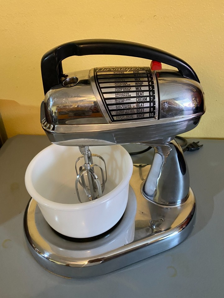 Vintage Dormeyer Electric Countertop 10 Speed 200 Mixer Glass Bowl ...