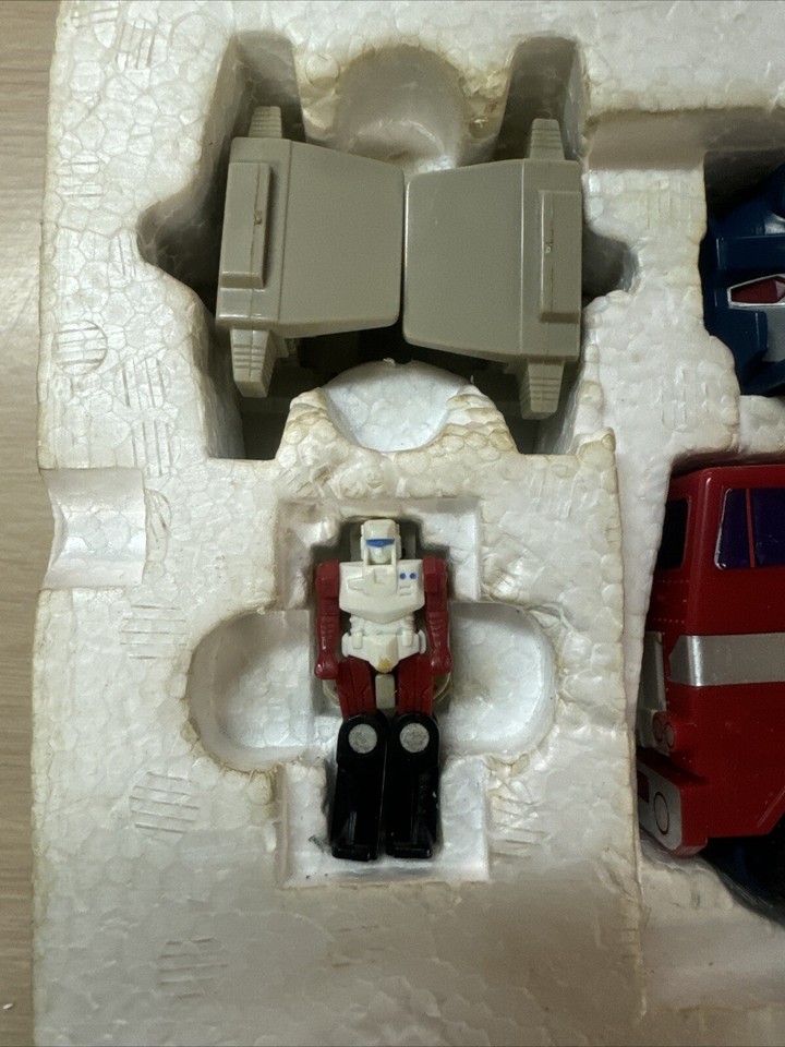 Mint Transformers Powermaster Autobot Leader Optimus Prime Hasbro 1987 | eBay