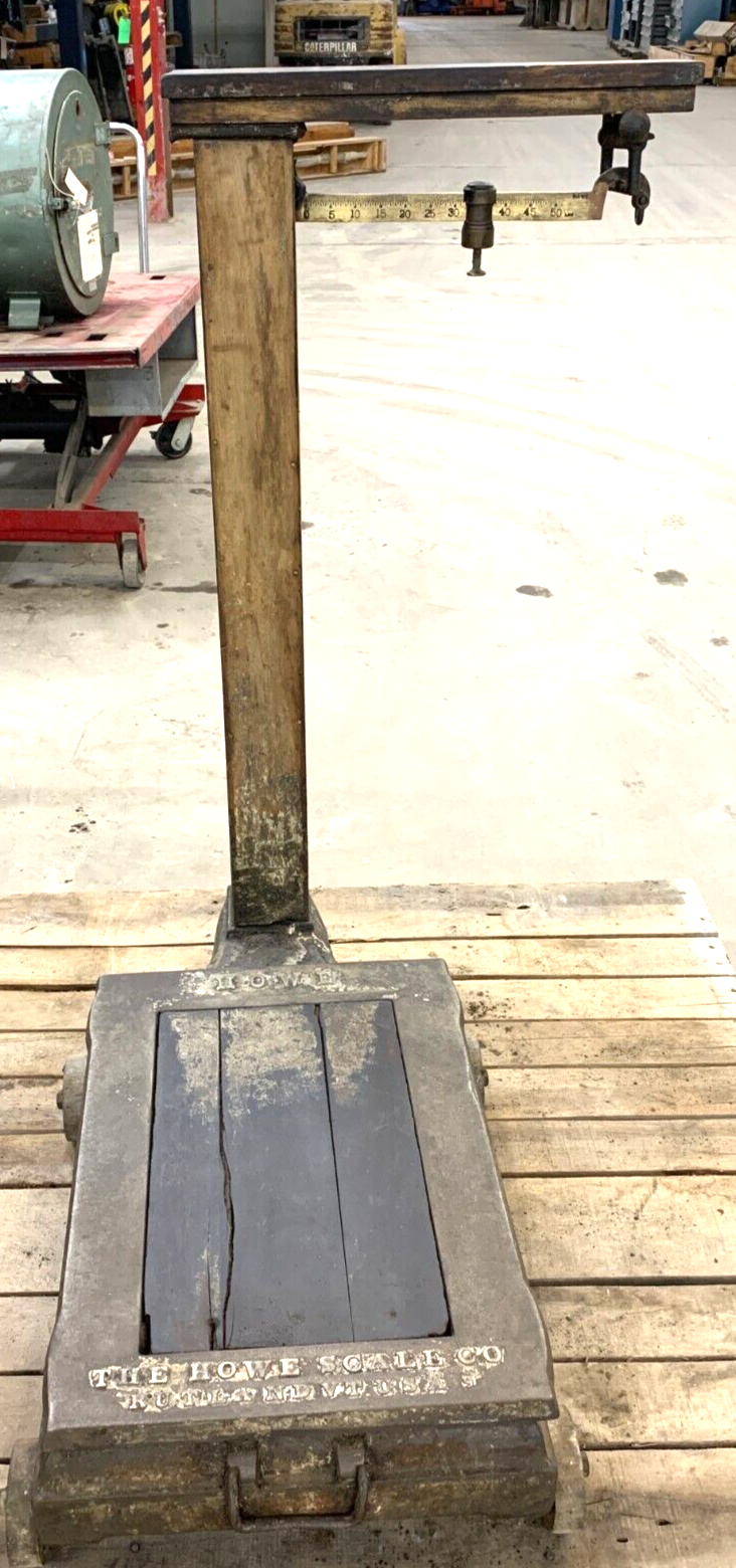 THE HOWE SCALE CO. VINTAGE ROLLING WEIGHT SCALE 2711 45" TALL 16-1/2 ...