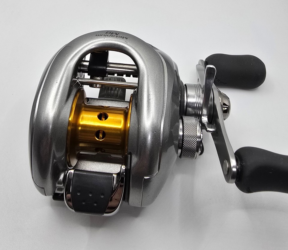 Shimano Metanium Mg Baitcast Reel Right Hand from Japan | eBay