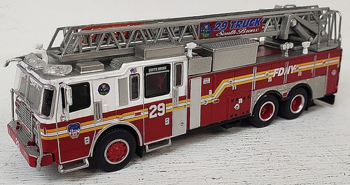 Brekina HO 3-Axle Ferrara Ultra FDNY New York City Fire Truck #29 South ...
