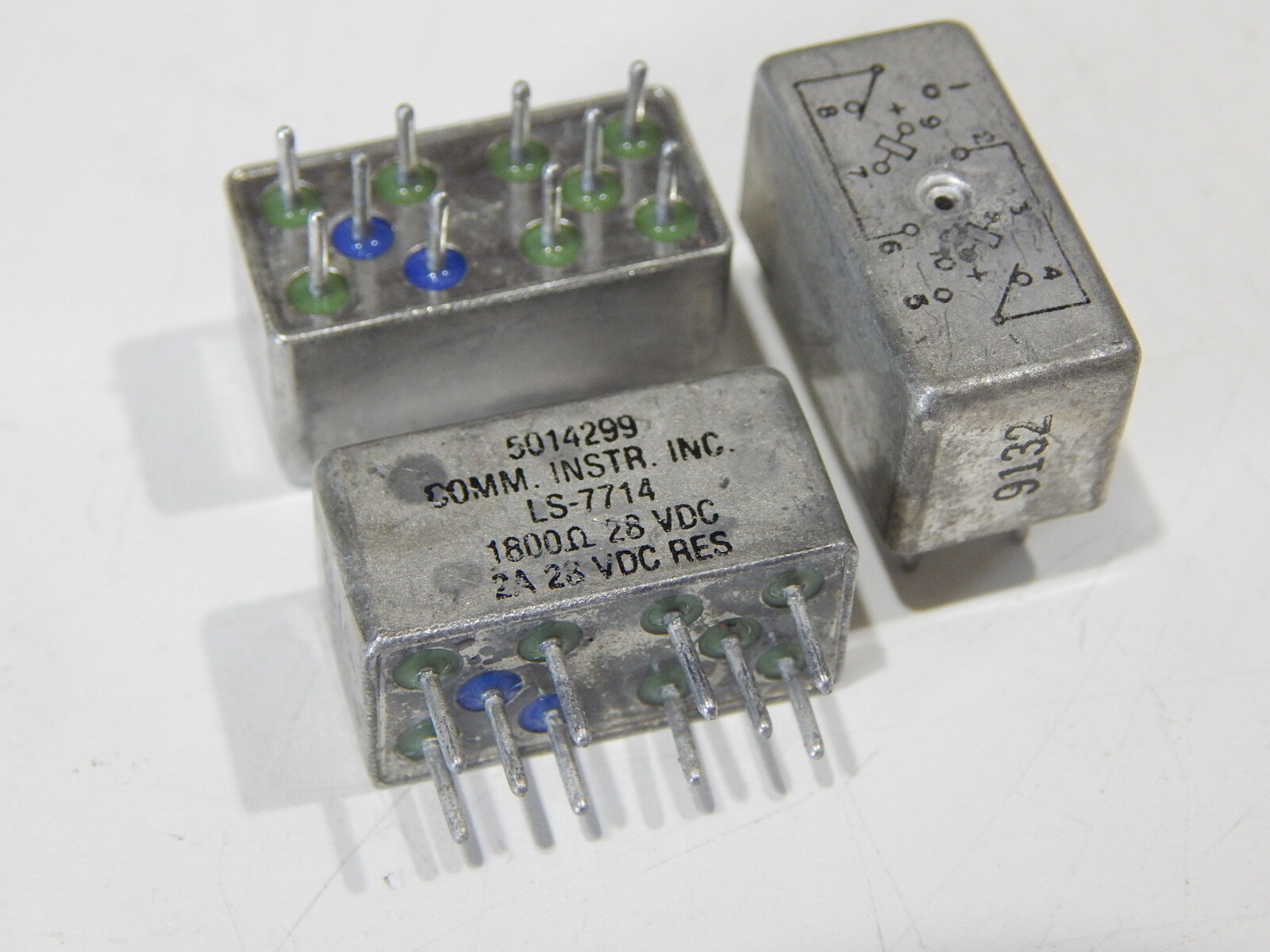 COMM INSTR LS-7714 5014299 MILITARY RELAY HYBRID 1800 OHMS 28VDC 2A ...