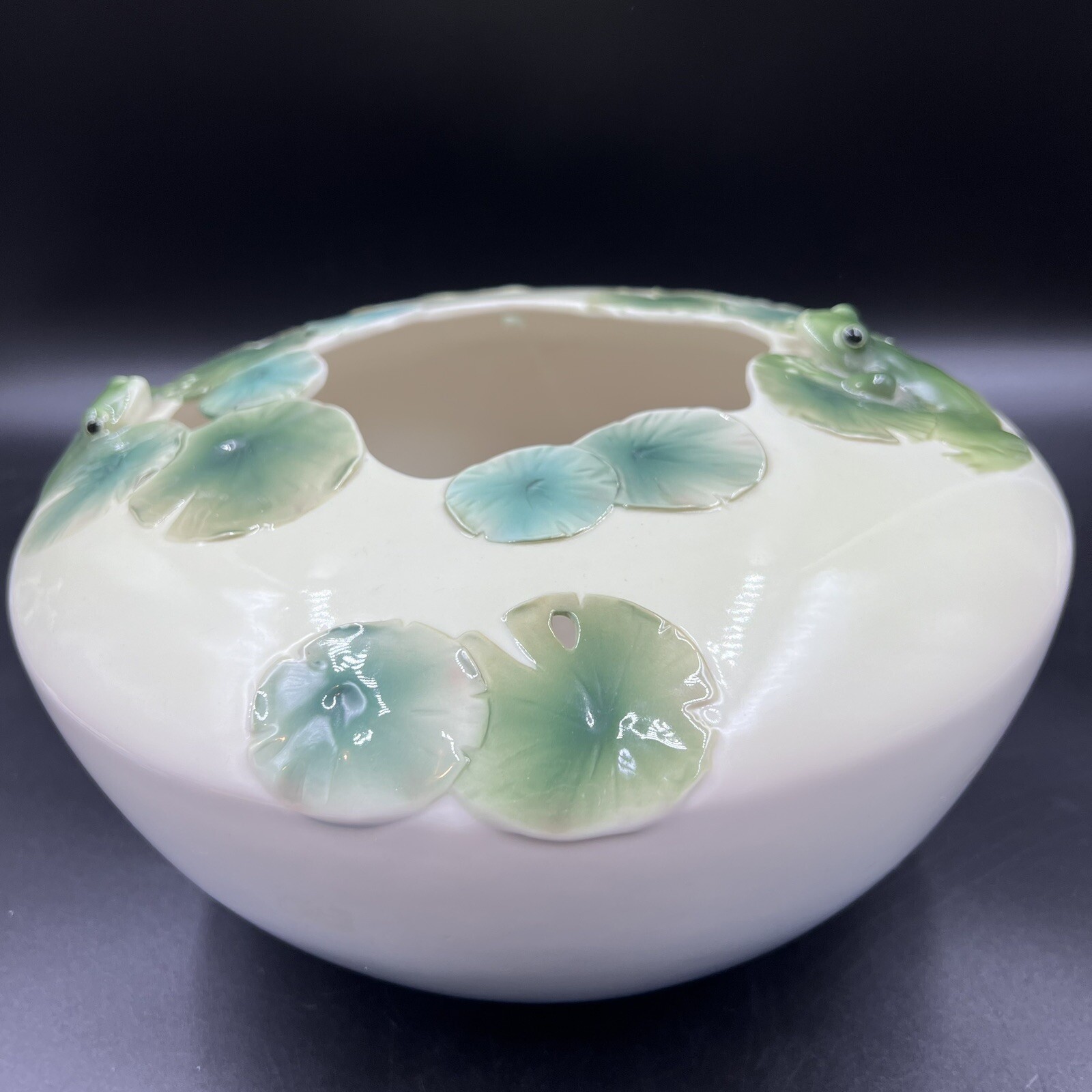 Franz Porcelain Amphibia Frog and Lily Pad Large 3-D Centerpiece Bowl ...