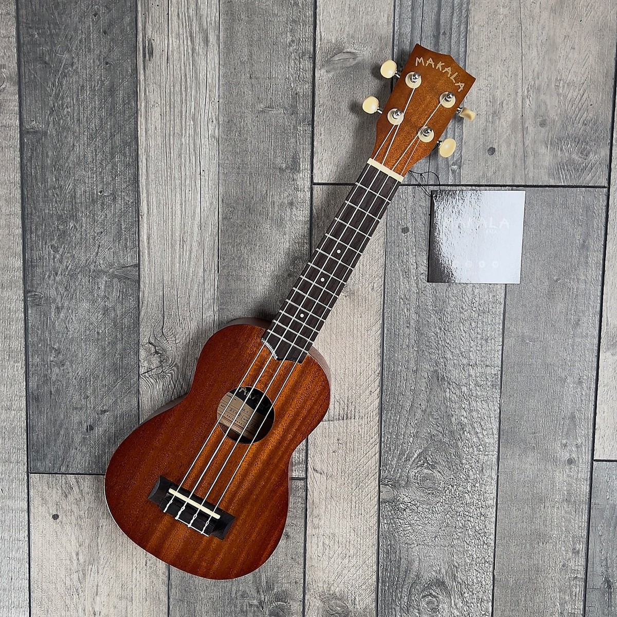 Beginner Ukulele Kit Kala Makala Soprano Ukulele - Mahogany Beginner ...