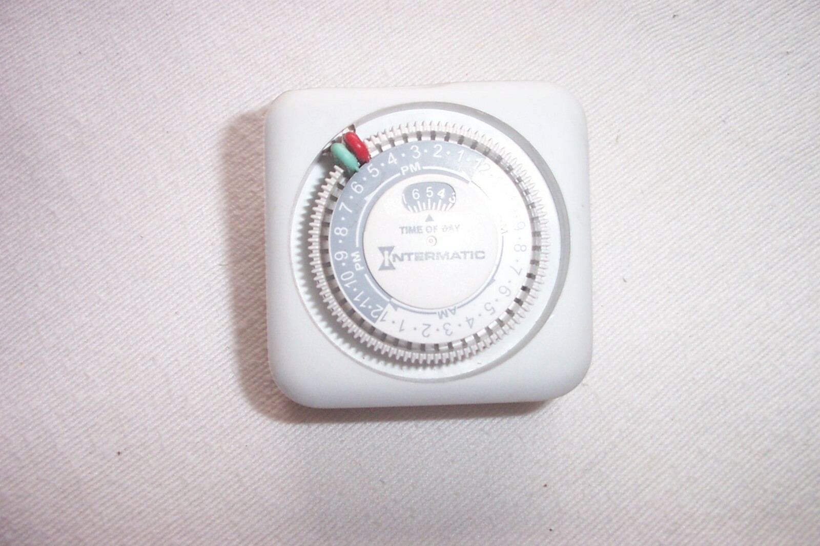 Intermatic Outlet TN111 Timer 24 HR 15 Amp 125v Appliance Lamp Time All ...