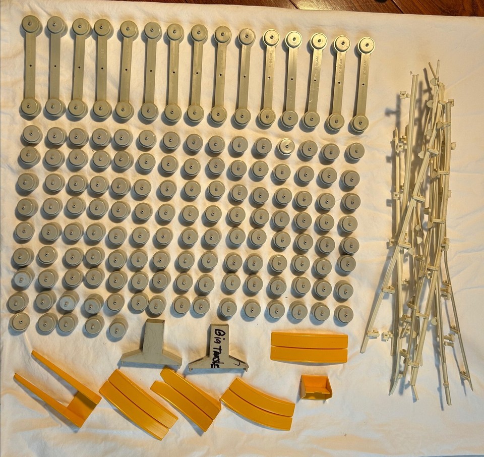 Aurora model motoring track and accessories lot | eBay