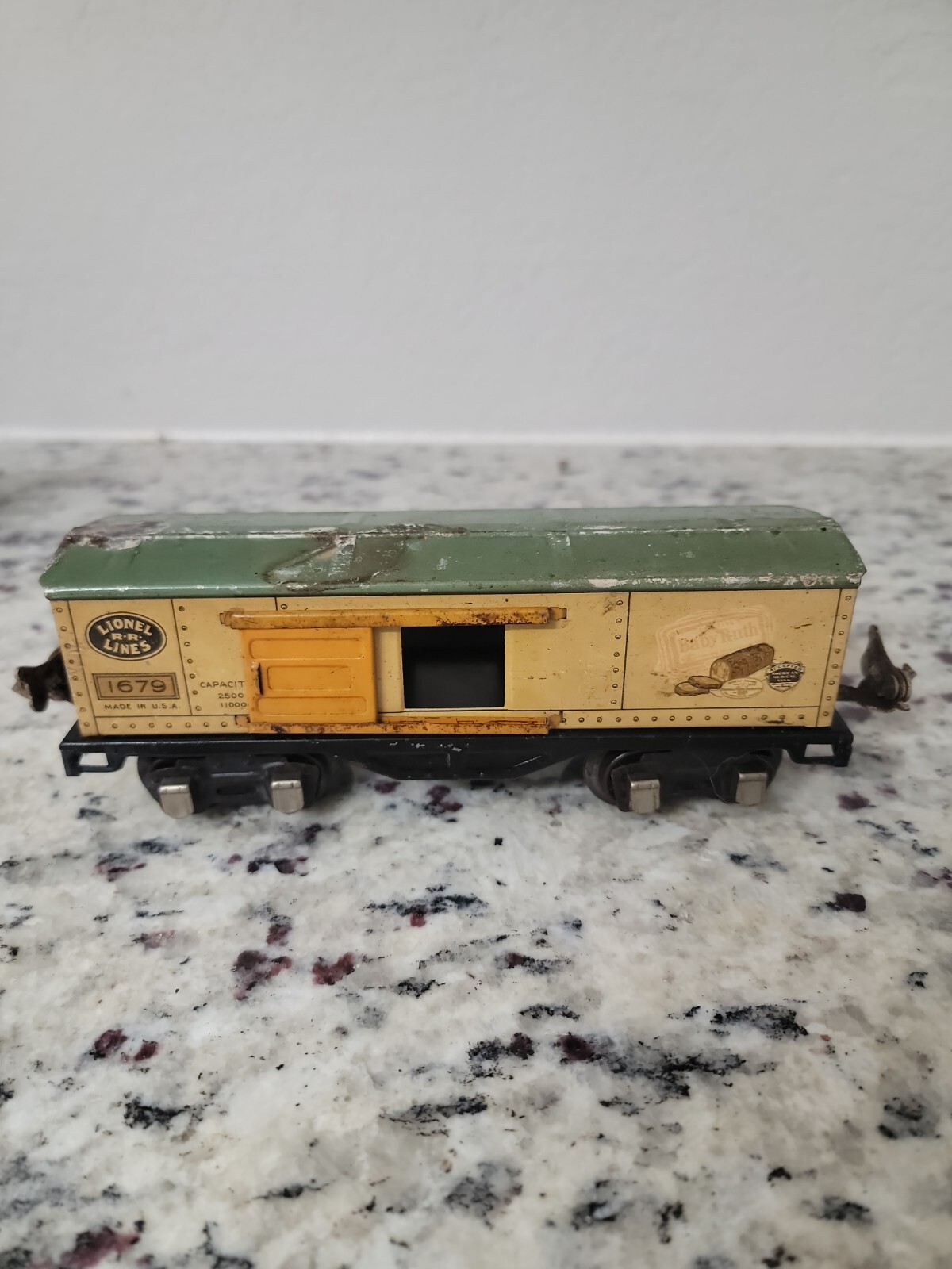 Vintage Pre-War Metal Lionel RR Lines Yellow 1679 Baby Ruth Train Car ...