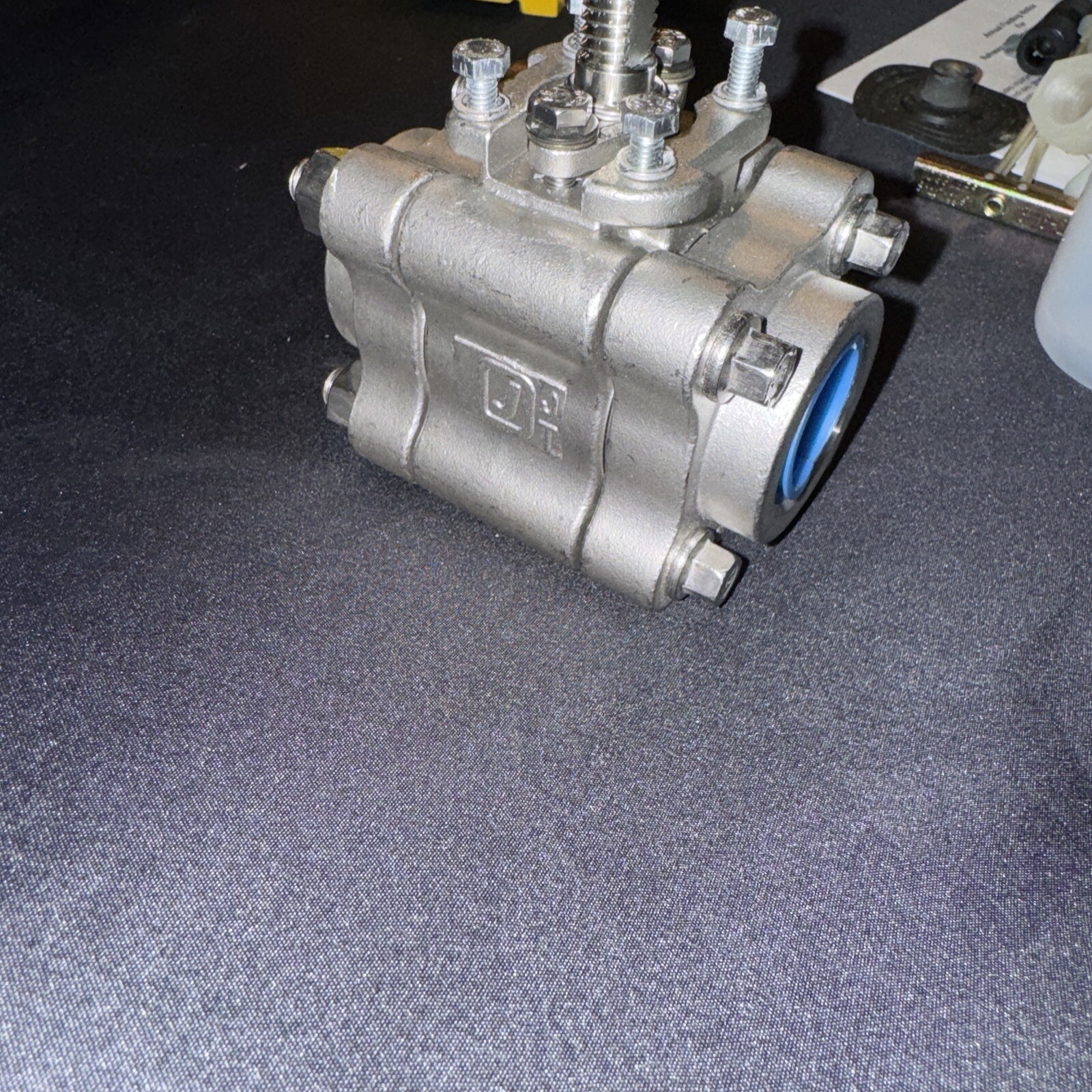 Jamesbury 4a 3600 Xtb2 Pneumatic Stainless 1in NPT Ball Valve for sale ...