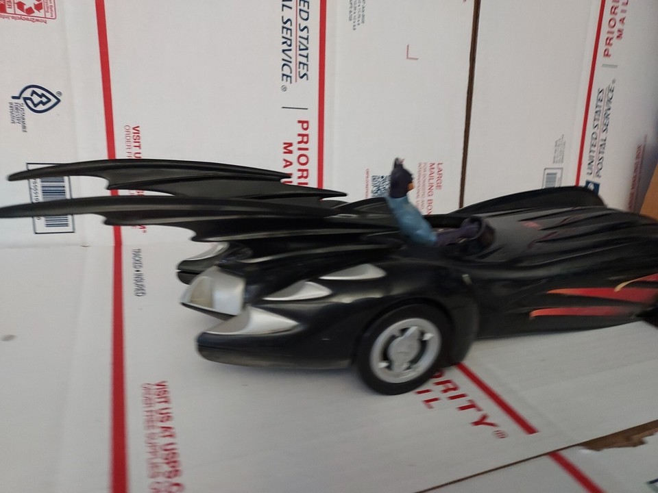 Batman & Robin Movie DC Comics Kenner 1997 BATMOBILE W/FIGURE! T3#152 ...