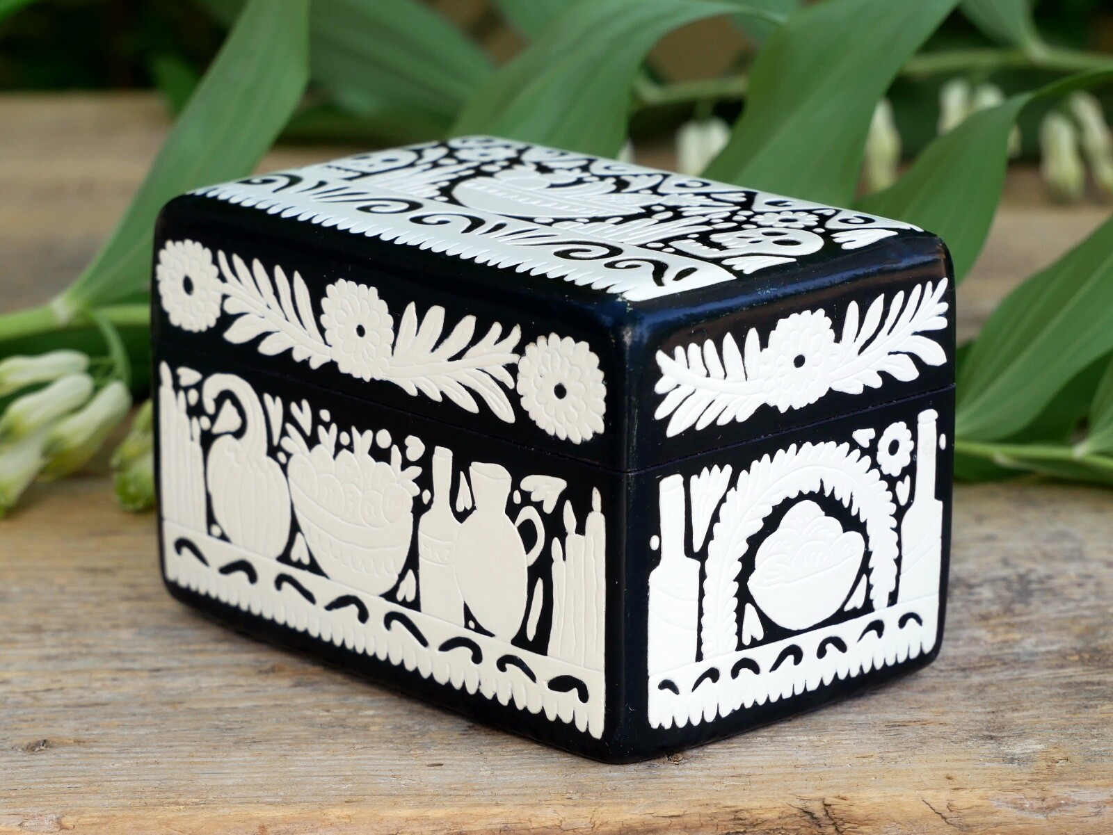 #3 Day of the Dead Lacquer Box Skulls Wood Handmade Olinalá Mexican ...