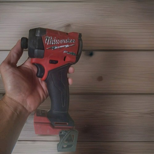 Milwaukee 2853-20 M18 FUEL 18V 1/4 inch Hex Impact Driver (Tool Only ...