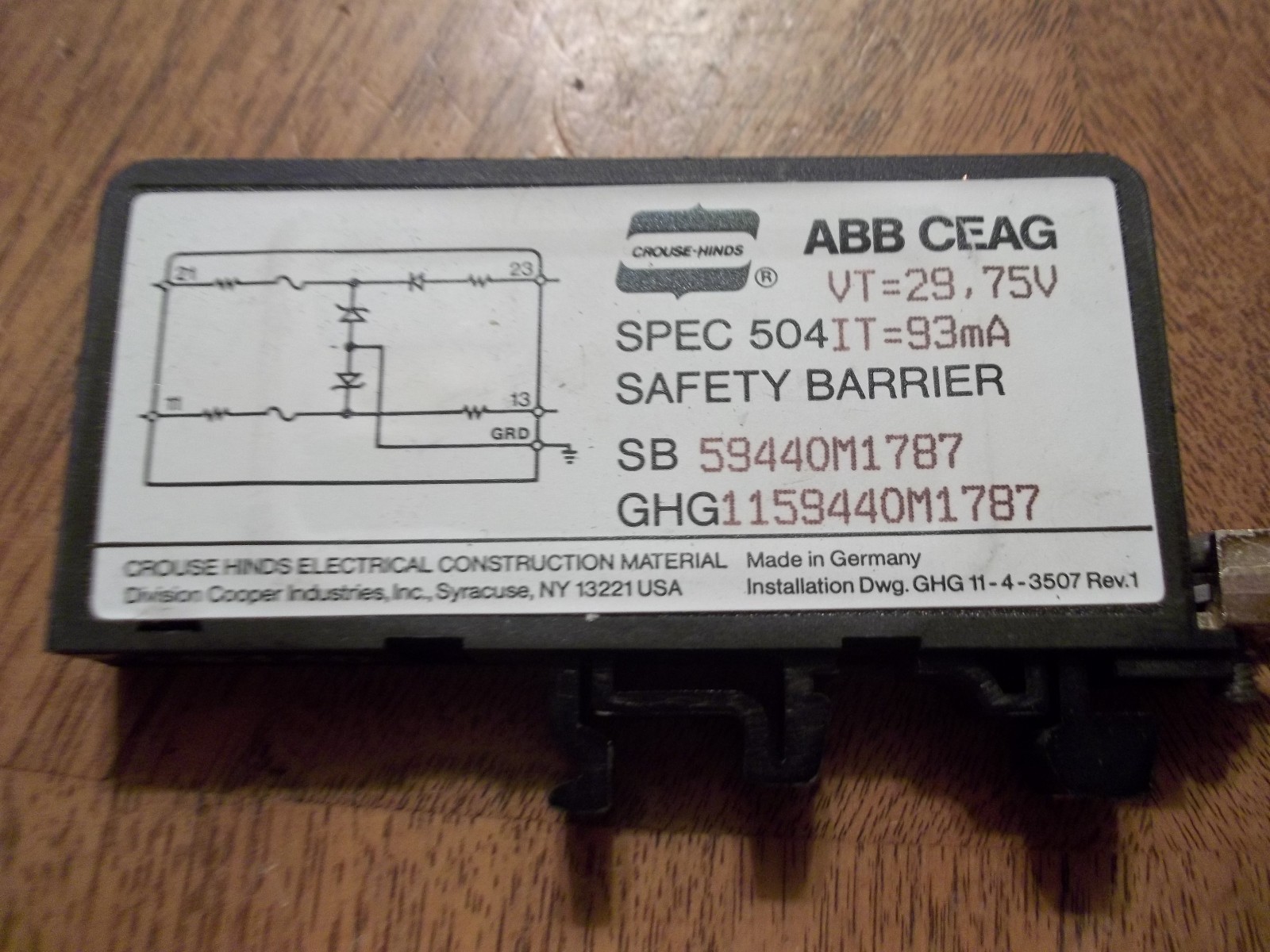 CROUSE-HINDS ABB CEAG SPEC 504 SAFETY BARRIER 115 9440M1787 LOT 5 USED ...