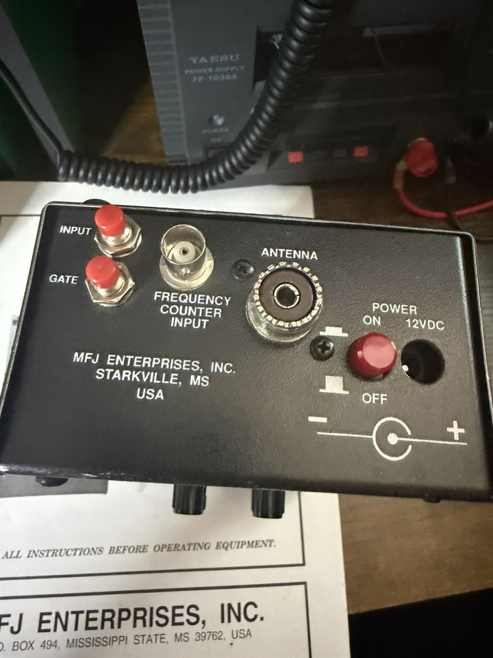MFJ-259 HF VHF ANTENNA SWR ANALYZER METER + Manual & Fresh Cal & AA ...