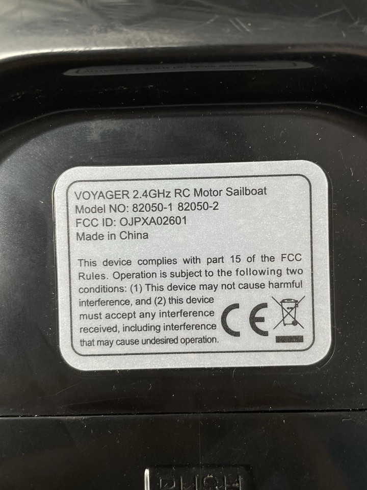 Voyager 400 ZT MRC Sailboat (15.5" Hull)(26.5" Tall) 2.4GHz Radio ...