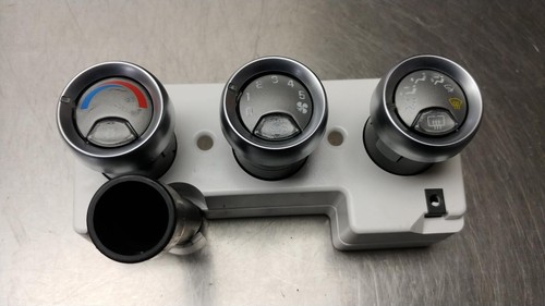 WORN 2003-2006 Chevrolet SSR OEM A/C Heater Climate Control Switch w ...