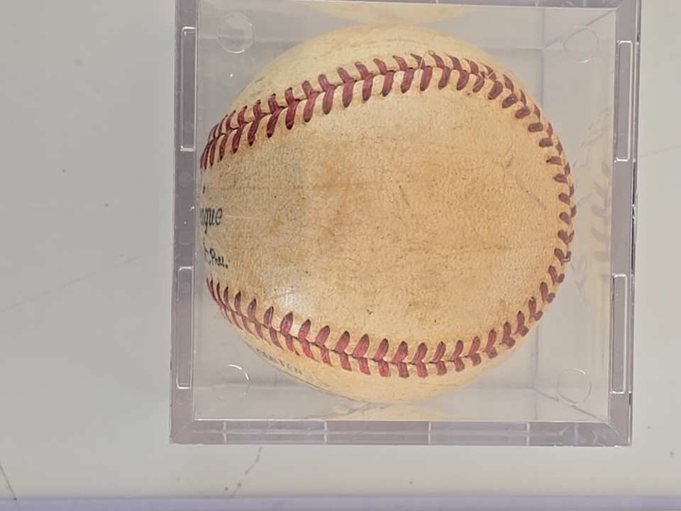 Babe Ruth Autographed Signed Baseball Authenticated by PSA & JSA ...