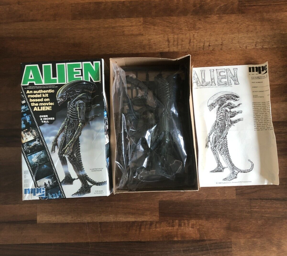 Vintage Model Kit - 9" ALIEN MOVIE CREATURE - Small Box Version ...