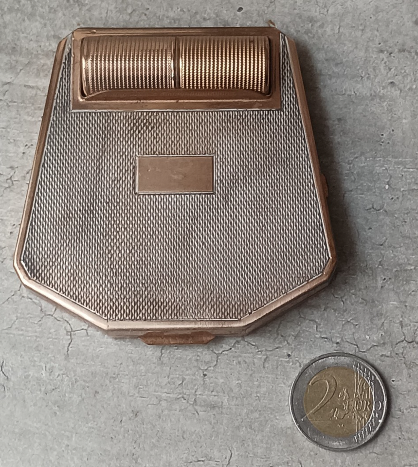 Poudrier en métal doré .... vintage ... CORONA PARIS | eBay UK