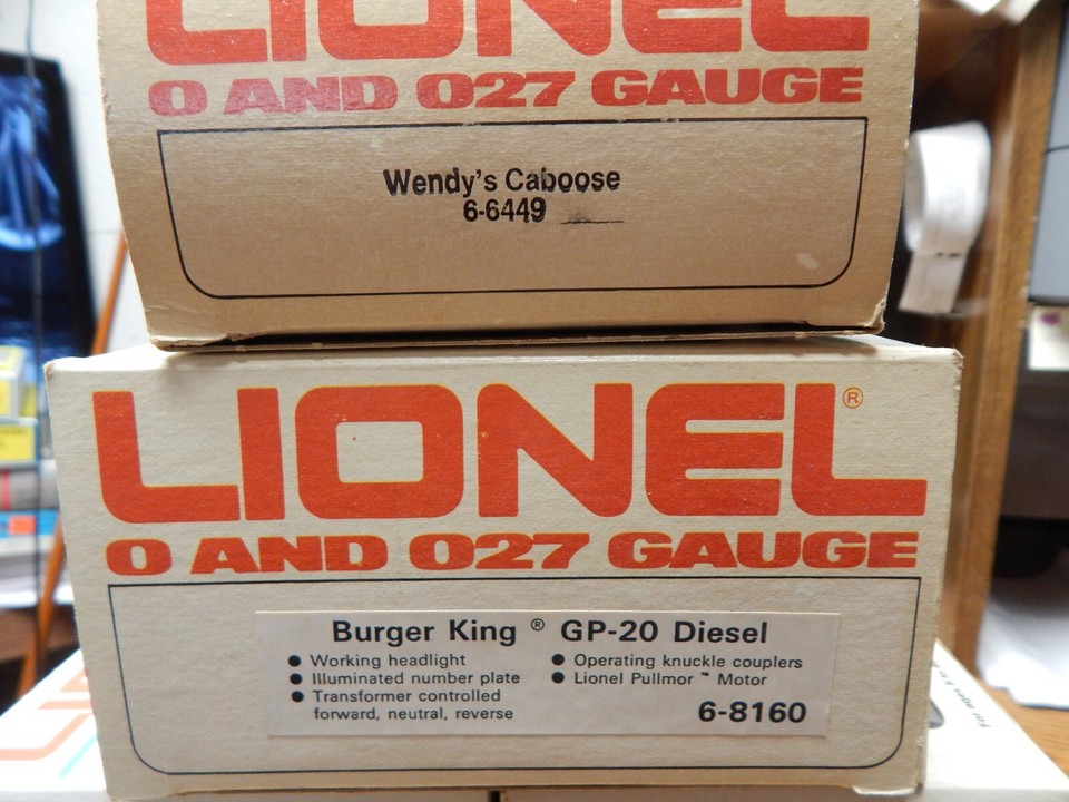 LIONEL FAST FOOD TRAIN SET BURGER KING GP-20 WENDY'S CABOOSE & 6 REEFER ...