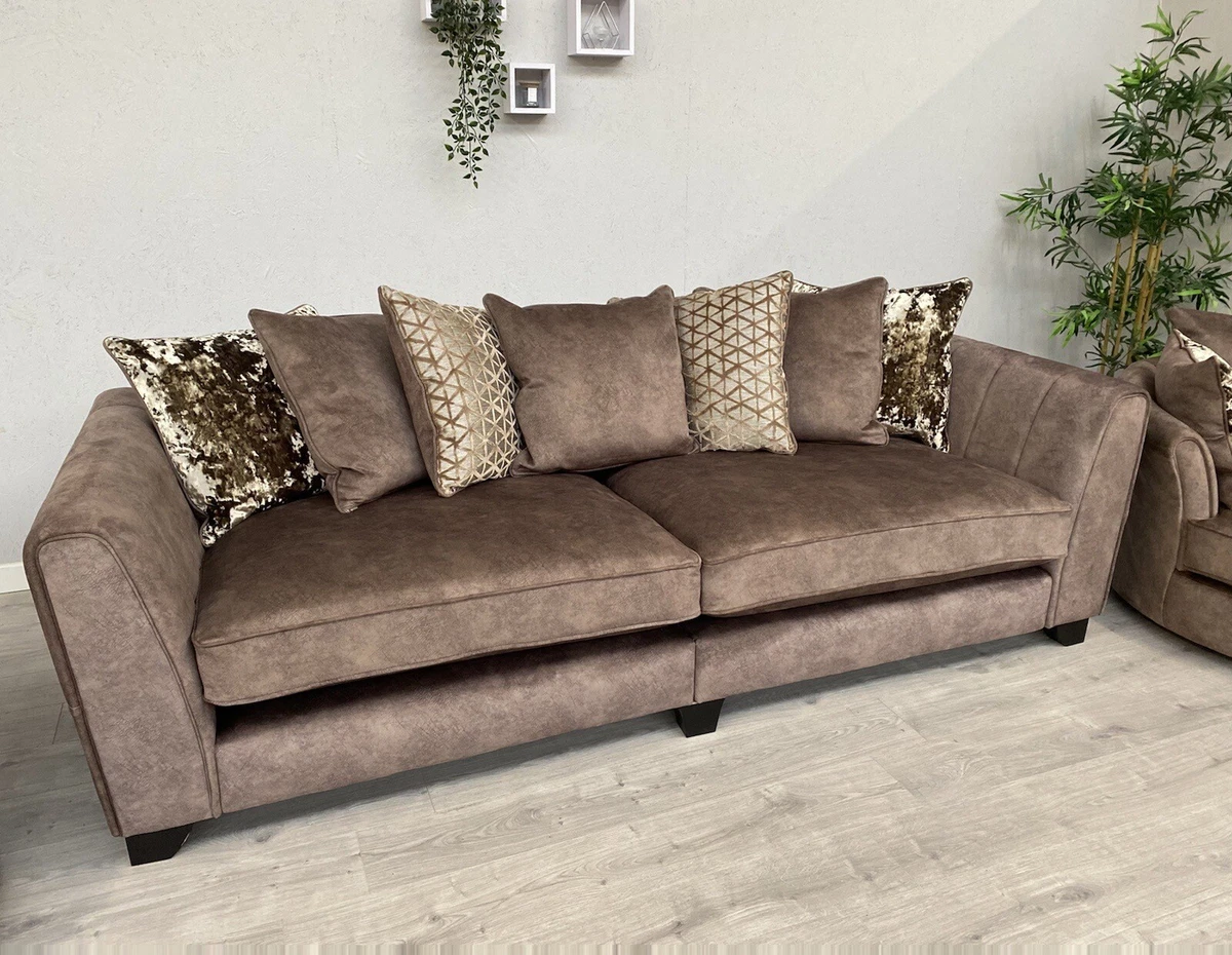 Best Snuggler Sofa | Baci Living Room