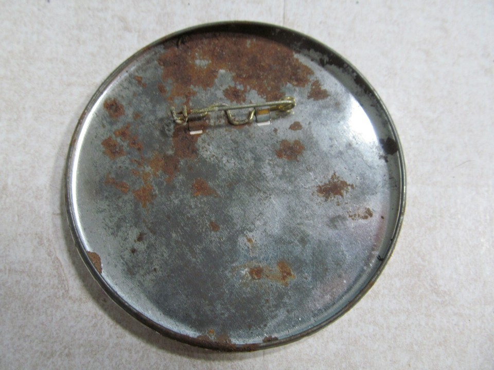 RARE! VINTAGE 1968-1976 Indiana Pacers 3-1/2" Pinback clasp back first ...