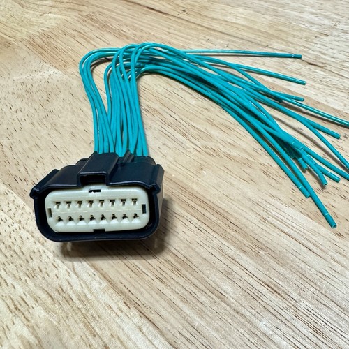 Headlight High / Low Beam Light Connector-Lamp Connector Motorcraft WPT ...