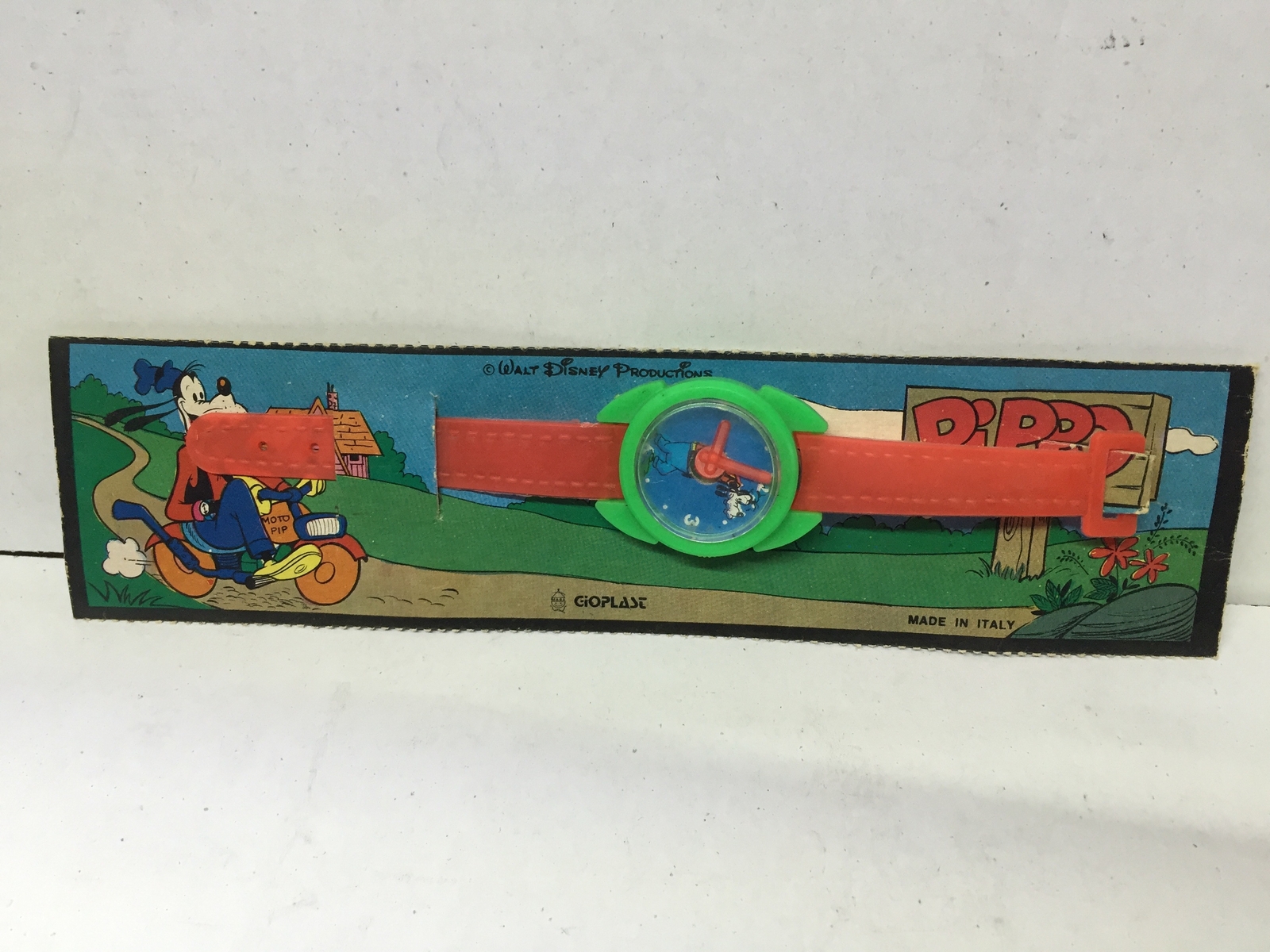 Vintage Gioplast Walt Disney GOOFY Plastic CLOCK TOY with CARDBOARD 70 ...