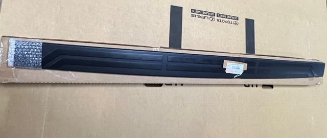 OEM GENUINE TOYOTA TUNDRA (2013-2021) PROTECTOR TAIL GATE RIGHTSIDE ...