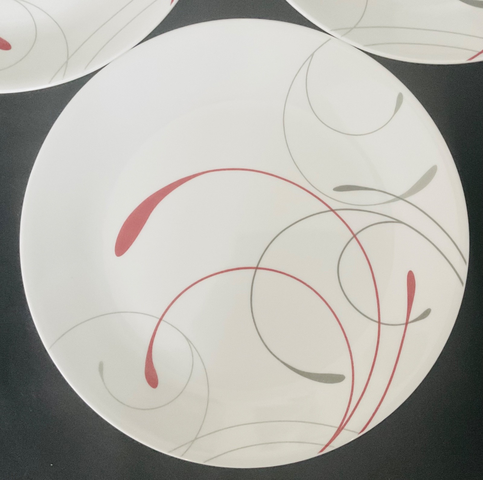 CORELLE 'SPLENDOR' 3~10.25" COUPE ROUND DINNER PLATES RED GREY SWIRL ...