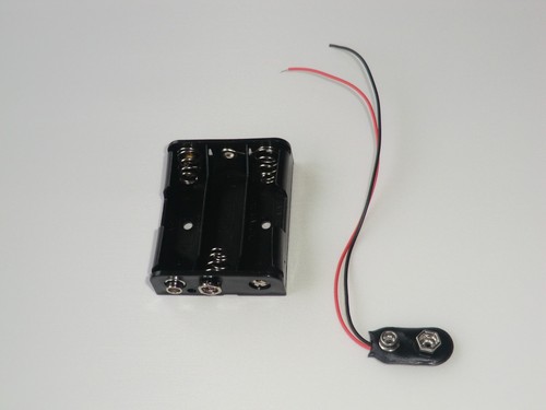 4.5 volt power supply. 3x AA 4.5v battery holder & PP3 connector cable ...