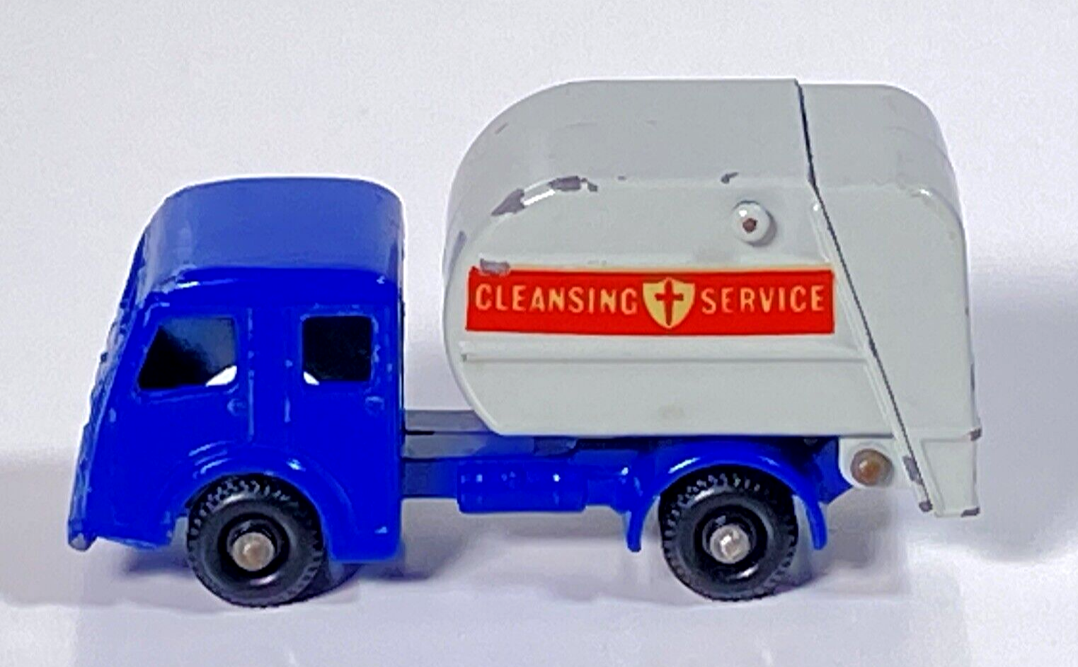 Vintage Lesney Matchbox Series No. 15 Tippax Refuse Collector Truck w ...