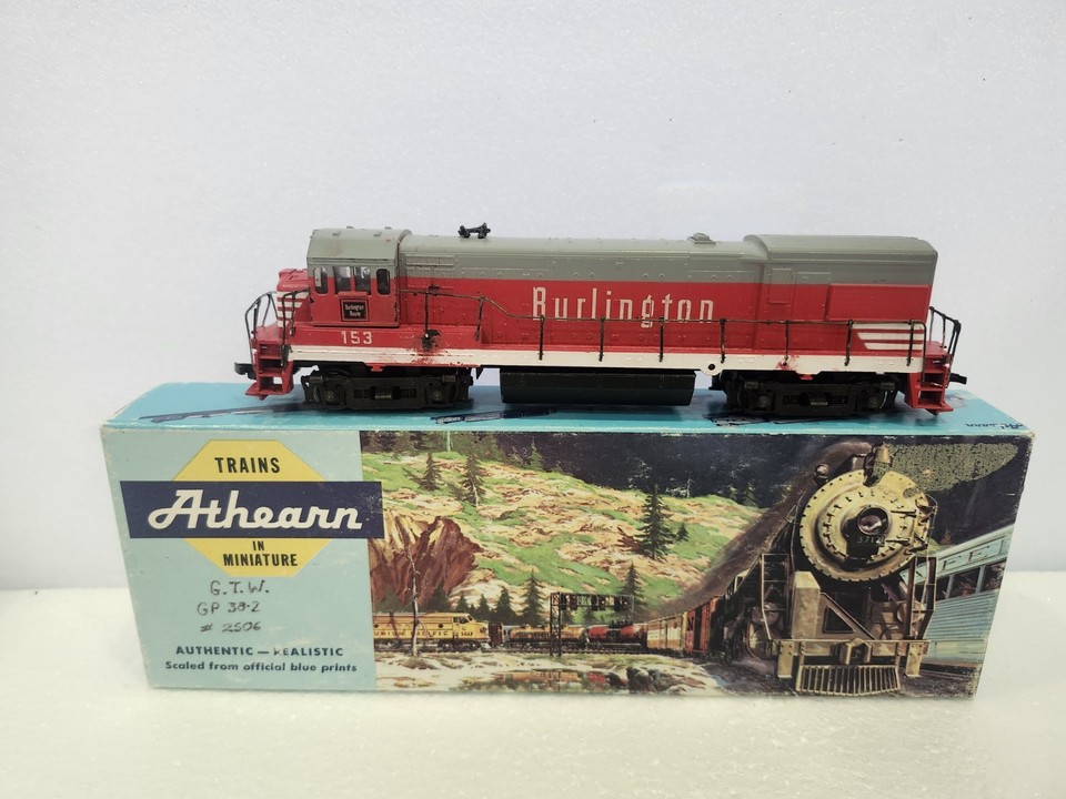 HO Scale Athearn GE U30B Burlington DC Locomotive Tested Lot m13 | eBay