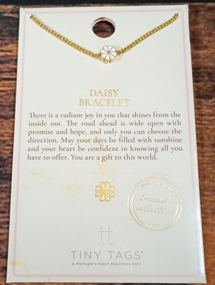 Tiny Tags Daisy Bracelet with Gold Plated Chain and White Daisy Charm ...