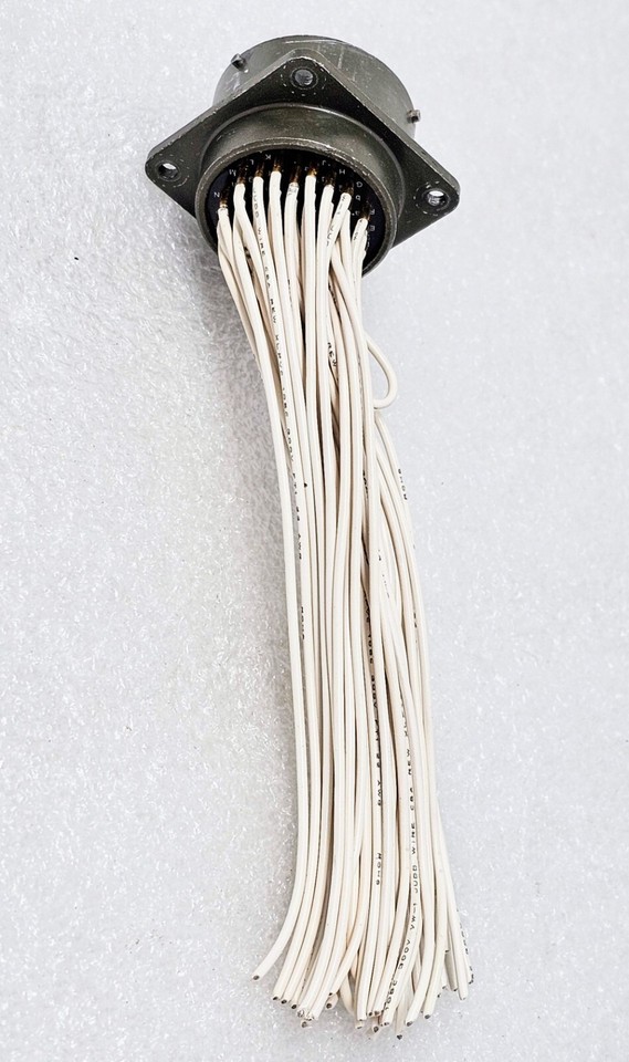 Amphenol Industrial Circular MIL Spec Male Connector APH 1106 ...